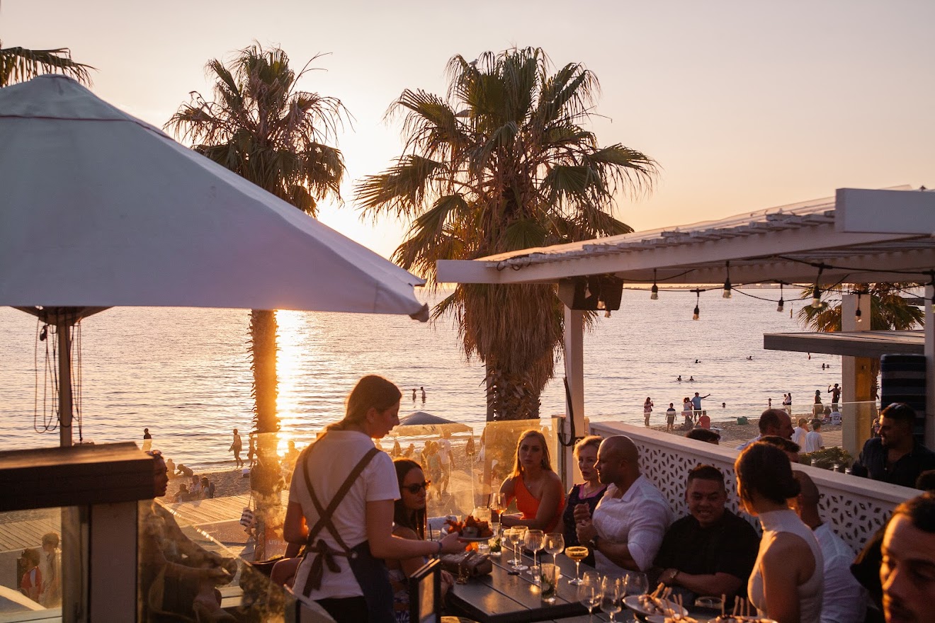 Bookings | Captain Baxter