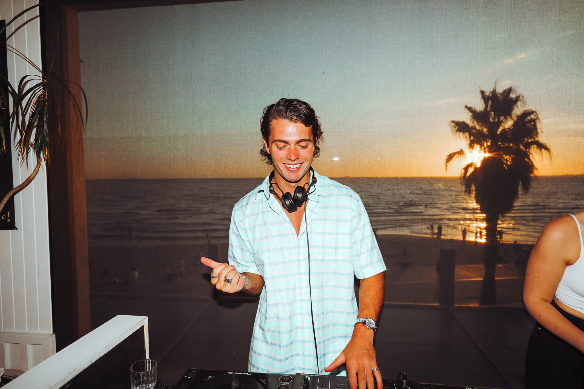 What's On | Live Music & Events | Captain Baxter St Kilda Beach